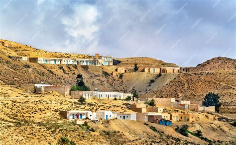 Paisagem Típica Da Tunísia Em Ksar Ouled Soltane Perto De Tataouine