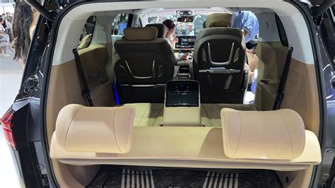 Jac Could Be Launching Its Refine Rf8 Minivan In Ph