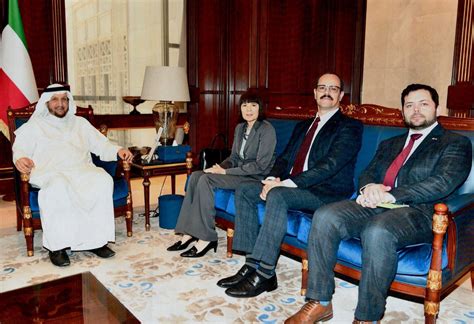 Kuna Kuwait Cabinet Min Us Amb Discuss Closer Ties