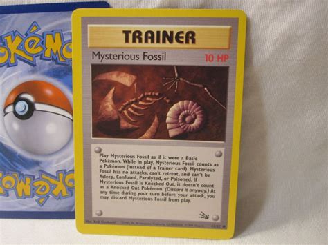 1999 Pokemon Card 62 62 Trainer Mysterious Fossil Fossil Set