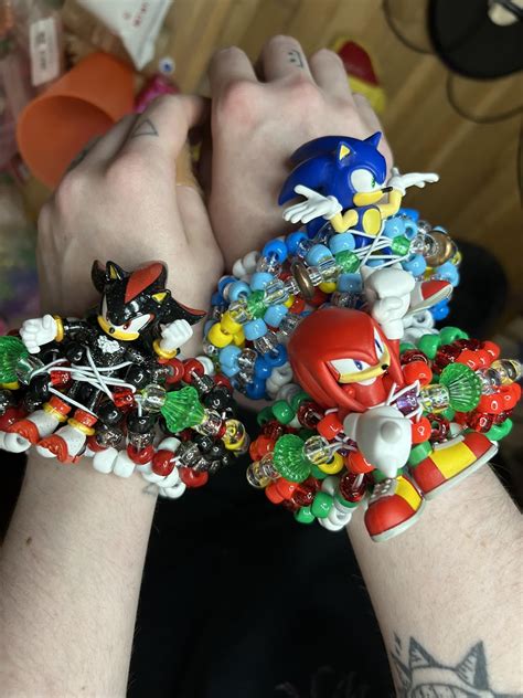 Sonic Themed Cuffs Rkandi