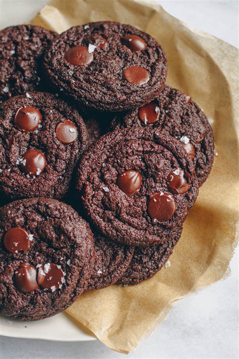 Vegan Dark Chocolate Brownie Cookies Healthienut