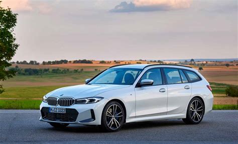 Fiche technique BMW Série 3 Touring G21 318i 156ch A8 2022 PDLV