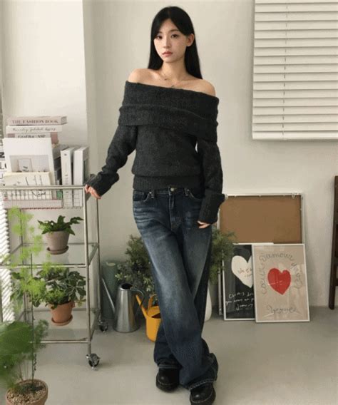 [단독진행 당일출고 여리] 슈가 오프숄더 니트 에이블리