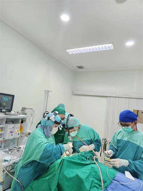 Bakti Sosial Operasi Tonsilektomi Secara Mono Bipolar Perhati Kl