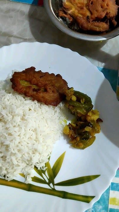 😋 কুমড়ো ফুলের বড়া ক্যাপসিকাম আলু ভাঁজা মুগ ডাল আর পনিরের তরকারী