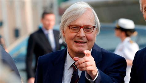 Vittorio Sgarbi Eletto Sindaco Di Arpino Indice Subito Un Referendum Su