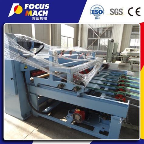 China Veneer Peeling Line Plywood Making Machine For Wood Based Panels