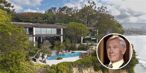 Exclusive Johnny Carsons Longtime Malibu Home Lists For 110 Million The Wall Street Journal