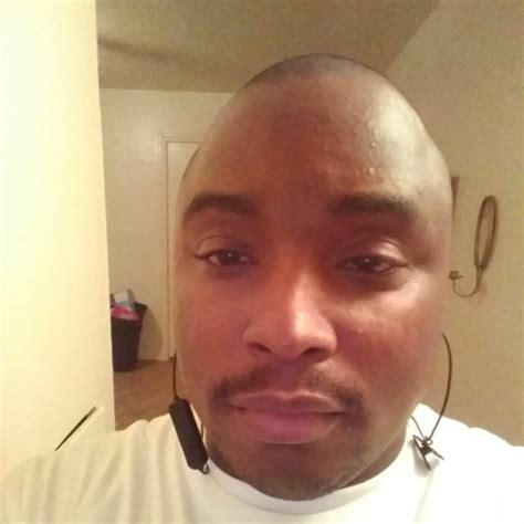 Stream Treat Her Right Like A Queen By Chozin King Listen Online For
