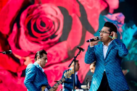 Guaynaa Y Los Ángeles Azules Le Dan Cumbia Al Futbol De La Copa América