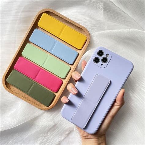 Universal Silicone Magnetic Strap Foldable Candy Color Push Pull Mobile