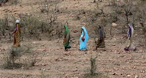 Jal Sahelis Women Water Warriors Fighting Drought In Bundelkhand