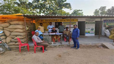 किसान के पर्चे पर धान बेचने मंडी पहुंच गया था बिचौलिया The Middleman