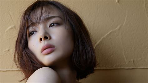 デジタル写真集：冈田纱佳 全集共95p 哔哩哔哩
