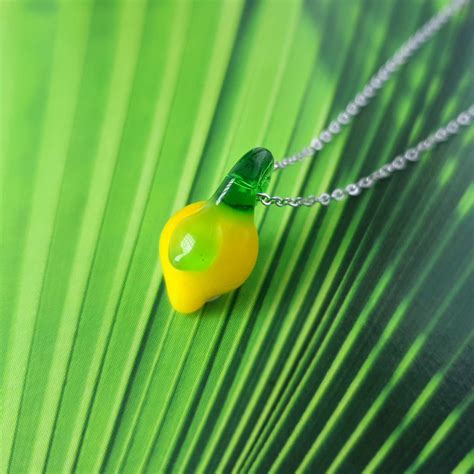 알루에티 열매를 모티브로 한 큐티 뽀작 레몬 펜던트 목걸이 상틈발랄한 레몬 요즘같은 날씨에 화사하면서도 딱이죠~ 줄도