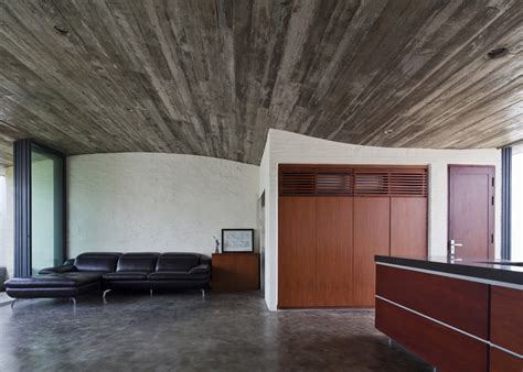 Binh Thanh House By Vo Trong Nghia And Sanuki Nishizawa