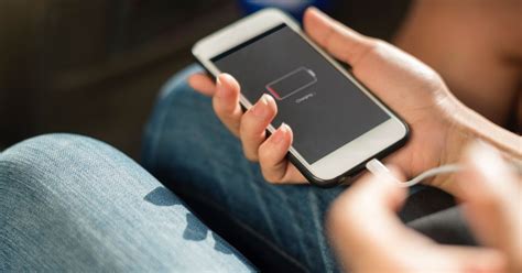 11 Tips To Fix IPhone Not Charging When Plugged In MobePas