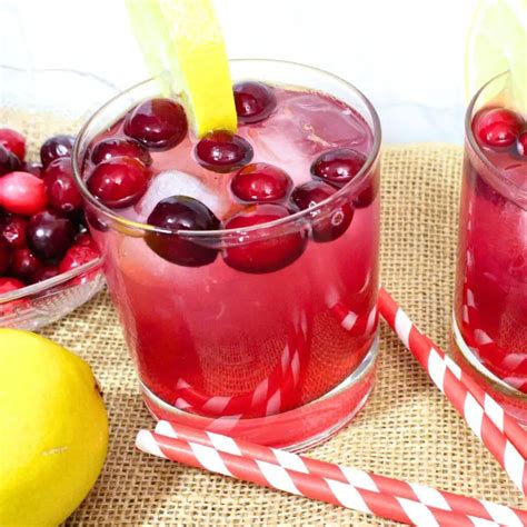 Sparkling Lemonade Cocktail Easy Limonata Vodka Soda Dinners Done Quick
