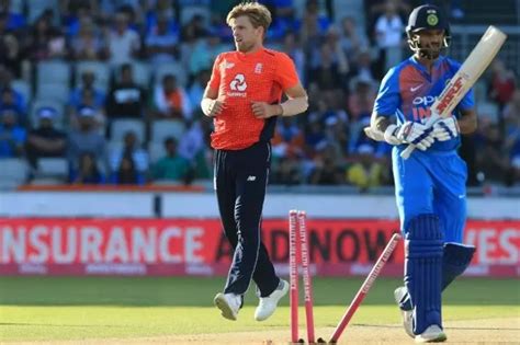 This Run Out Of Shikhar Dhawan Is So Bizarre That You Need To Watch It