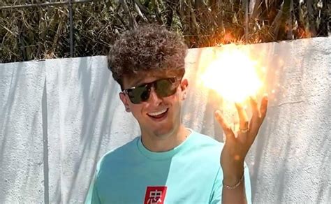 Hotspanish Resurge En Instagram Y Supera El Millón En Menos De 24 Horas