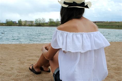 Off The Shoulder Ruffle Top Tutorial • Weallsew • Bernina Usas Blog