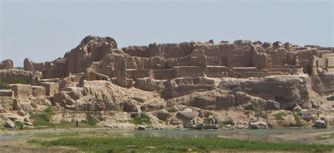 Lashkari Bazar The Brain Chamber