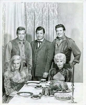 Valley Gallery 1967 1969 Linda Evans Lee Majors Richard Long Barbara
