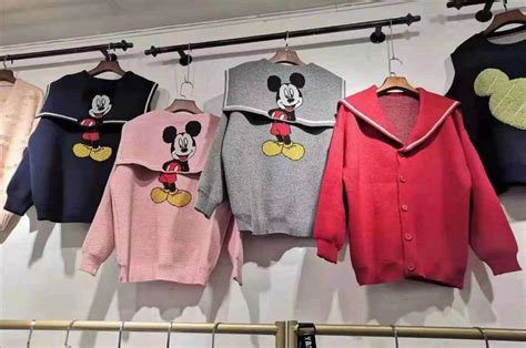 여성 디즈니 캐릭터 가디건 봄 가을 겨울 데일리룩 헬로마켓