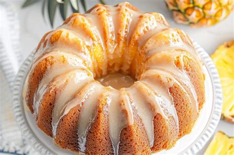 Pineapple Pound Cake Insanely Good