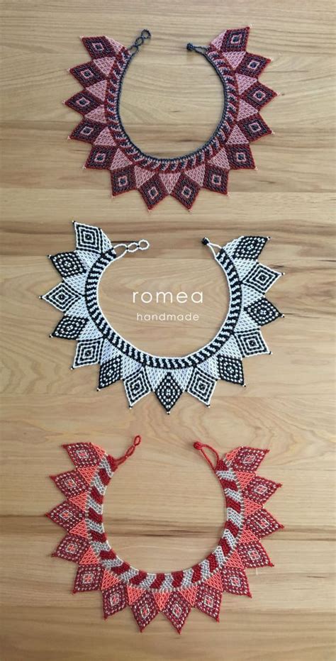 Pin de Lidija Puškarić em Patterns Brincos de miçangas Miçangas Colares