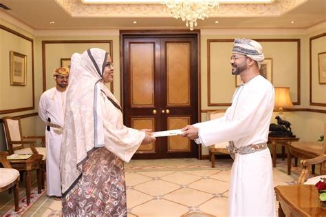 بالصور السيد وزير الخارجية يتسلم نسخا من أوراق اعتماد سفراء 3 دول