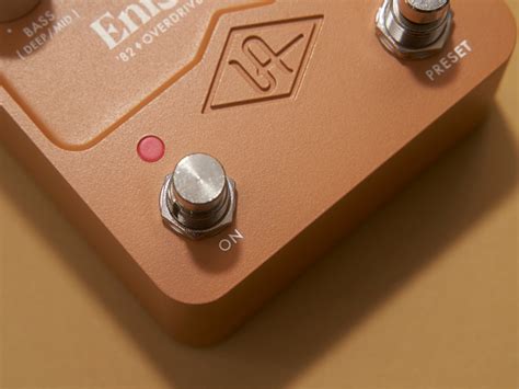 Uafx Enigmatic 82 Review Dumble Overdrive Special In A Pedal