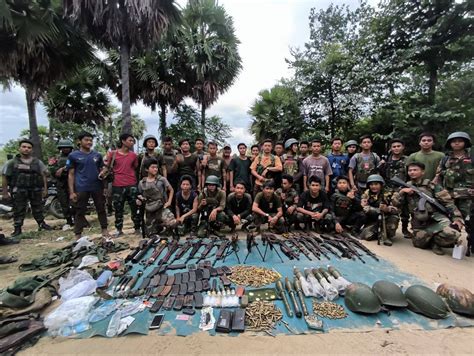 ကိုင်းတောမရွာကိုဝင်လာတဲ့ စစ်ကောင်စီစစ်ကြောင်း တိုက်ခိုက်ခံရလို့ ၁၂ ဦးသေ၊ ၅ ဦးအရှင်ဖမ်းမိ