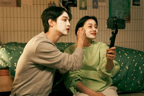 Tayang Mei Mendatang Yuk Intip Potret Mesra Jang Dong Yoon Dan Park
