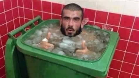 Tingkah Absurd Cowok Berendam Karena Kepanasan Bikin Ngakak Hot Liputan Com