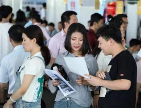 2021届全国普通高校毕业生909万，就业进展总体平稳荔枝网新闻