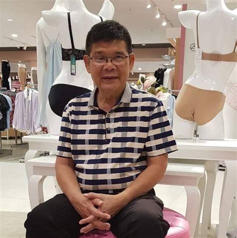 นิสิต สินธุไพร ภรรยาสุดรัก เจ้าลูกชายนิสิตน้อยครับ