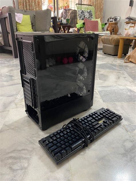 Gaming Pc Casing And Keyboard Computers And Tech Parts And Accessories
