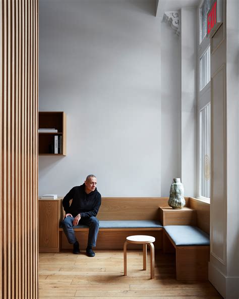 Kazem Naderi Designs Nyc Salon Specialising In Curly Hair Wallpaper