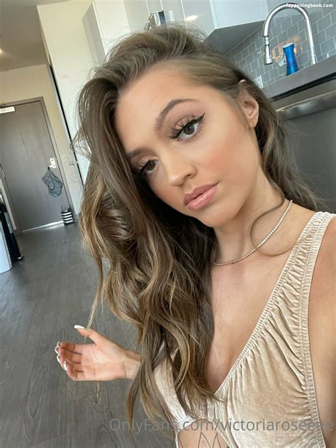 Woah Vicky Age Career Net Worth Education Dated Hot Sex Picture
