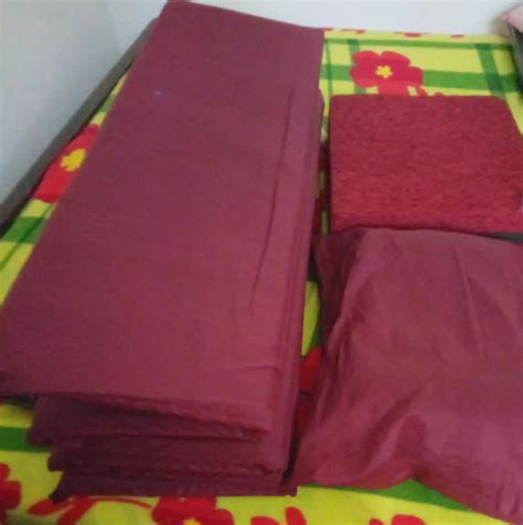 මහා සංඝරත්නය වෙත මෙට්ටයක් කොට්ටයක් හා භාවනා ආසනයක් පූජා කිරීම