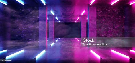 과학 Fi 현대 네온 빛 배경 텍스트 레트로 갤러리 단계 3d 렌더링에 대 한 그런 지 콘크리트 벽돌 벽 방 비어에 퍼플 핑크 블루 라이트 레이저 0명에 대한 스톡 사진 및