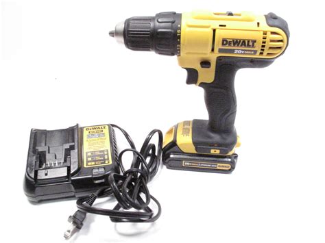 Dewalt Dcd771 12 20v Cordless Drilldriver Kit
