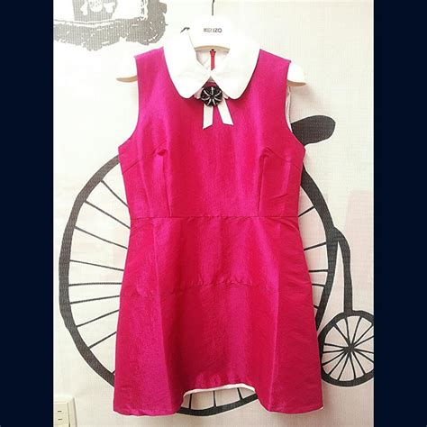 Сукню — ціна 200 грн у каталозі Короткі сукні Купити жіночі речі за доступною ціною на Шафі