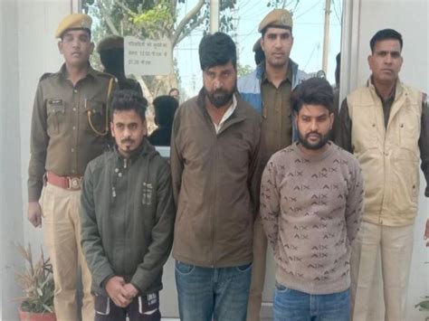 Rajasthan Kota 5 Including Wife Arrested On Charges Of Honey Trap