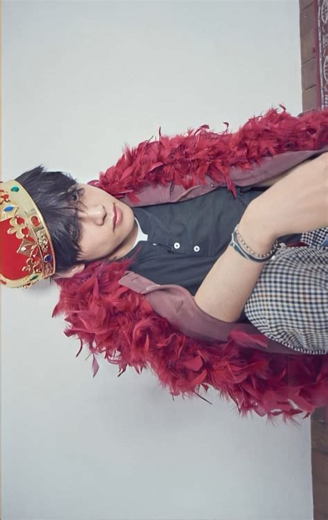 V Taehyung Kimtaehyung Taetae Vante Bts Kpop 2020