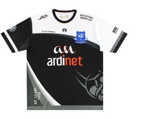 KF Llapi 2017 18 Home Kit