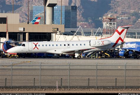 N268jx Jsx Embraer Erj 135er Photo By Flightline Aviation Media Bruce
