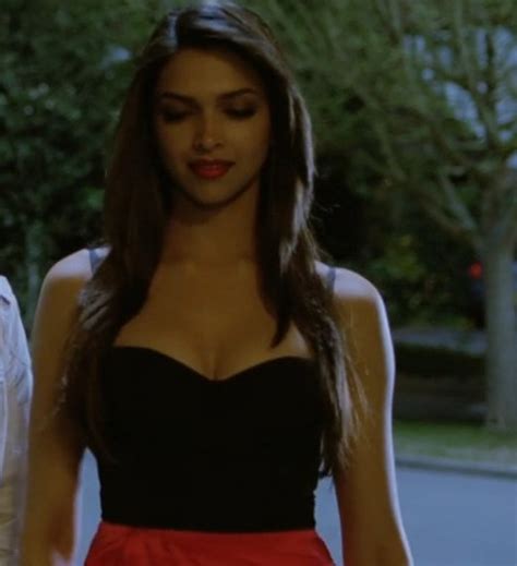 Naked Deepika Padukone In Desi Boyz